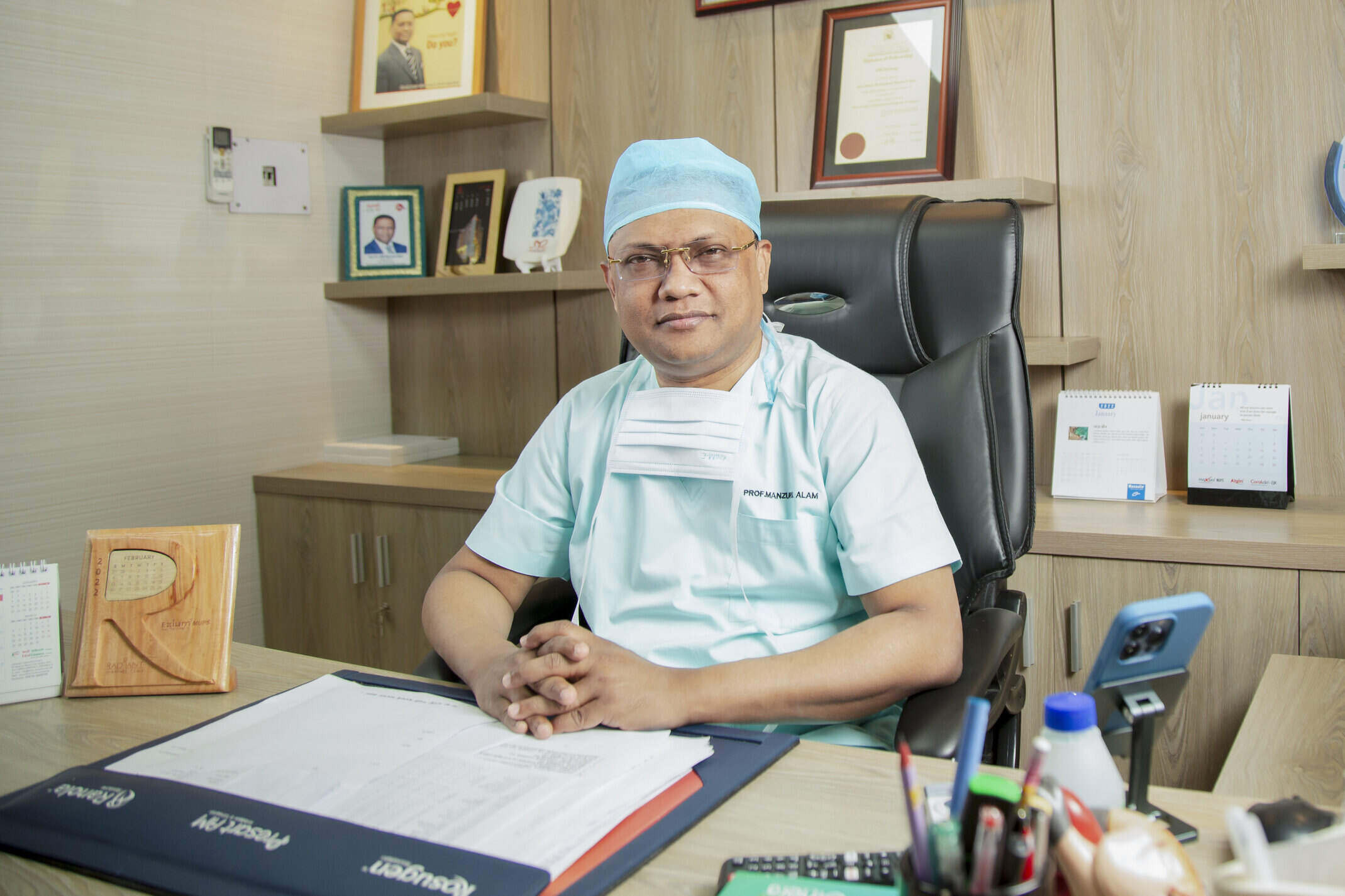 Best cardiac surgeon in Bangladesh - AKM Manzurul Alam